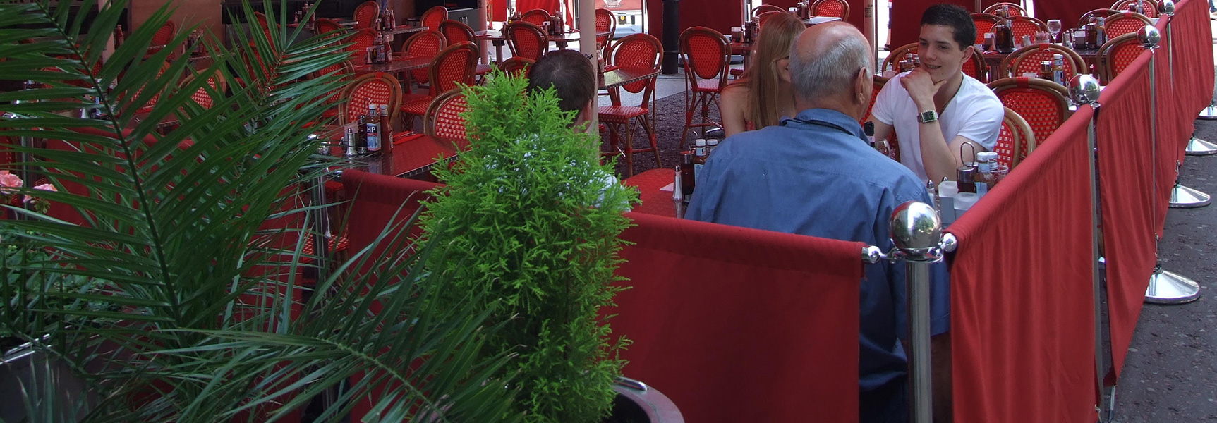 Affordable Promotional Barriers for Restaurants - Broadview