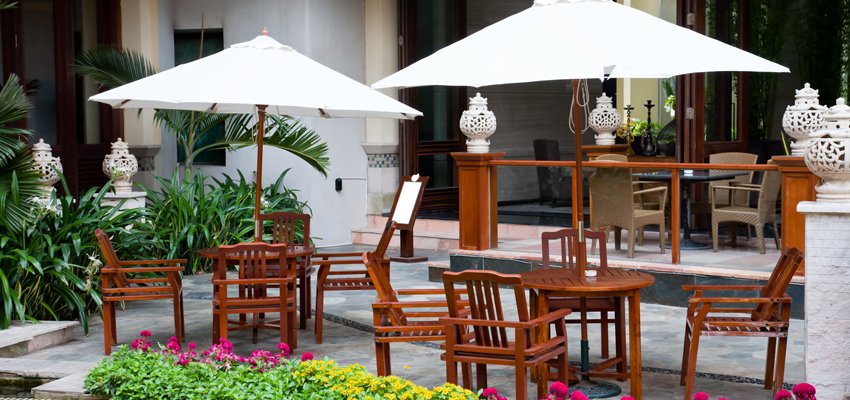 4 Outdoor Structures For Your Pub Or Restaurant